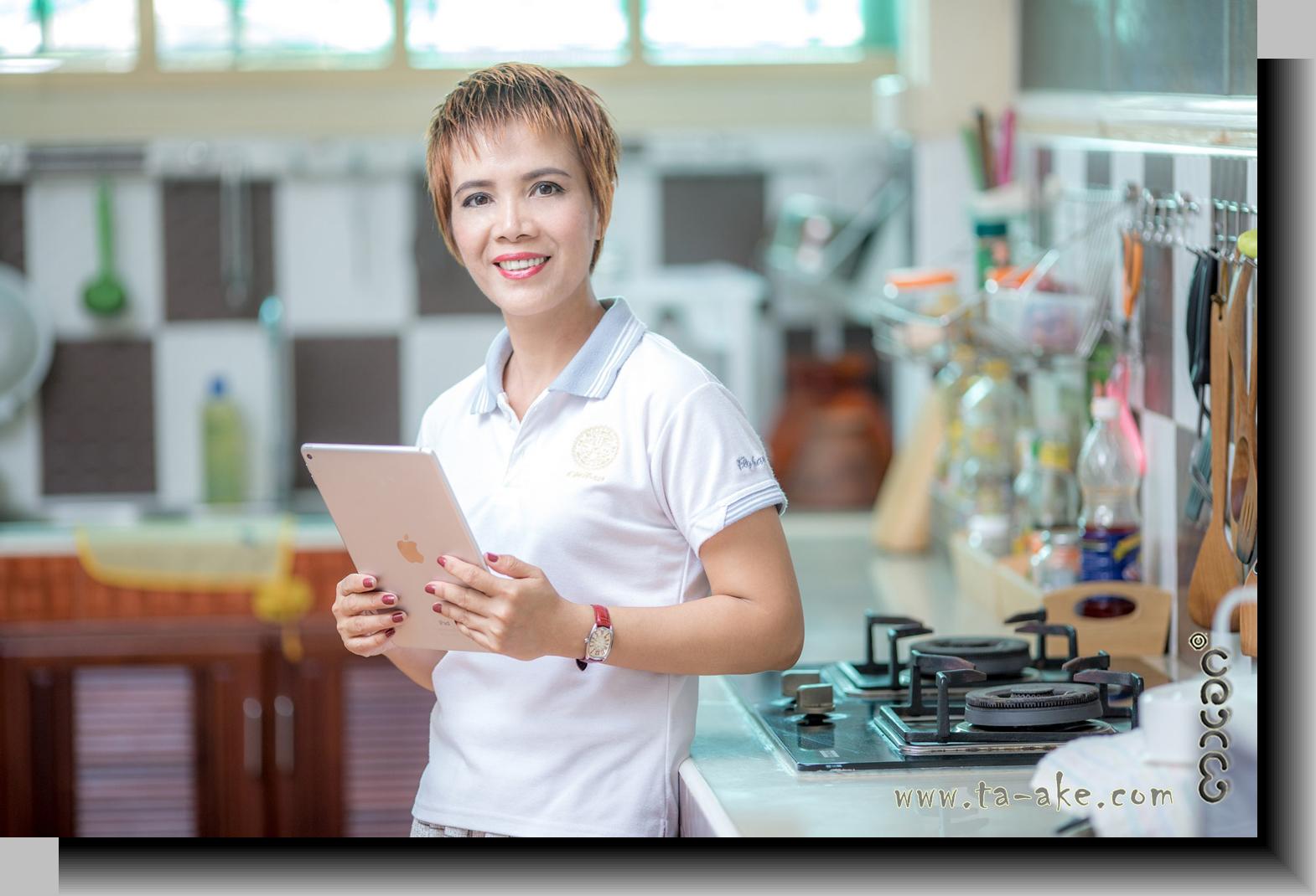 ตาเอก : ช่างภาพ อุบล รับจ้างถ่ายภาพ พรีเว็ดดิ้ง งานหมั้น งานแต่ง งานเปิดตัวสินค้า งานเกษียณ งาน ...